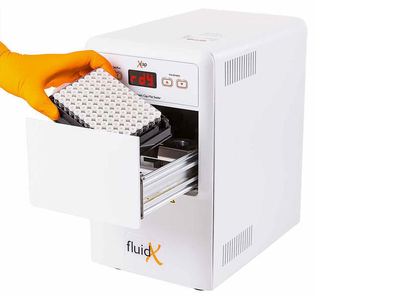 Microplate capper - FluidX X-Cap - Brooks Life Sciences - for biobanks ...