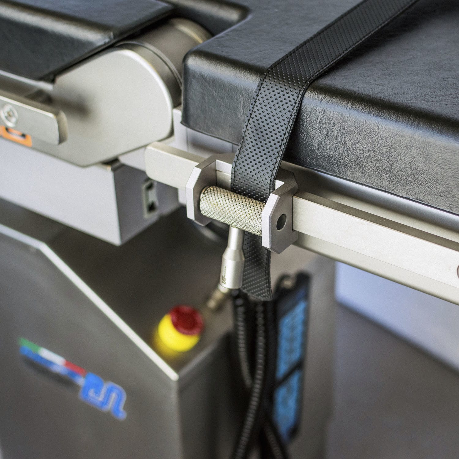 Stainless steel operating table clamp - A01-F-PT - Nuova BN