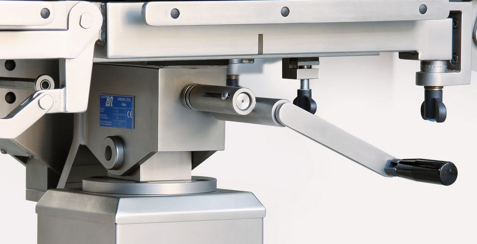 Universal operating table / manual / height-adjustable / on casters ...