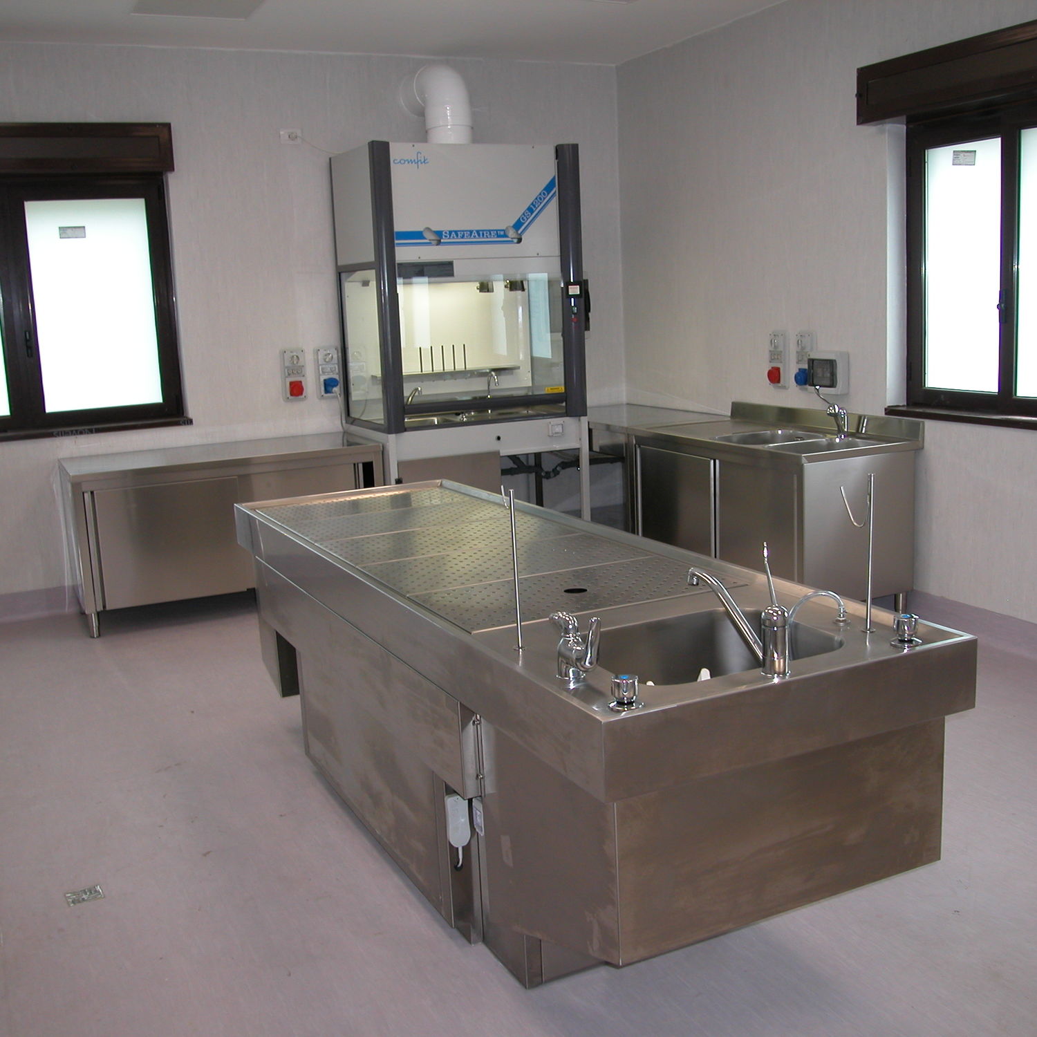 Autopsy room - Room4 - comfit s.r.l - dissecting room / for healthcare ...