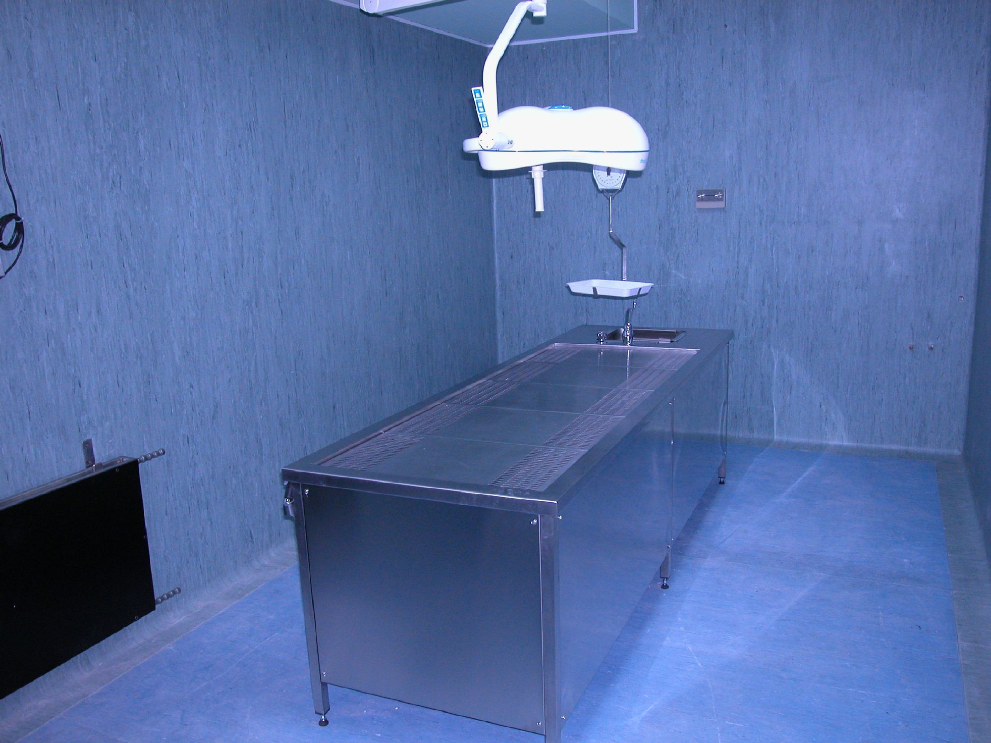 Healthcare facility autopsy room - comfit s.r.l - for medical packaging