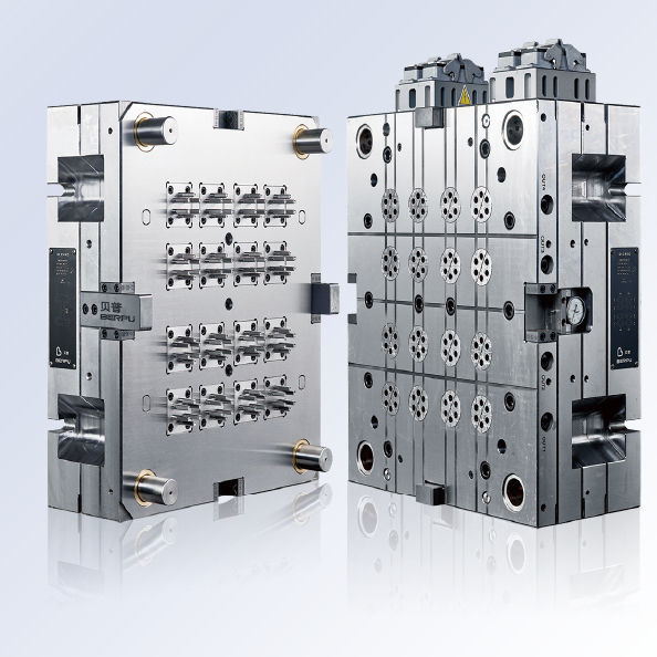 Medical device manufacturing injection molding machine - HOT RUNNER ...