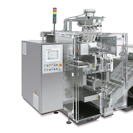 Vertical packaging machine - LA500 - Körber Pharma - Auger / tablet ...