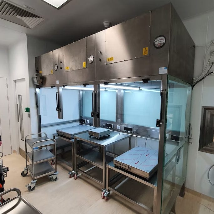 Laboratory enclosure - VLF-E - Envair - for the pharmaceutical industry ...