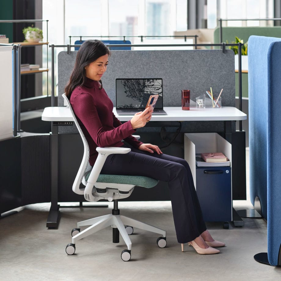 Healthcare facility bench - Mural - Allsteel