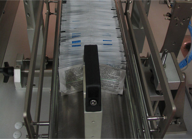 Automatic debagging machine / for production / for the pharmaceutical ...