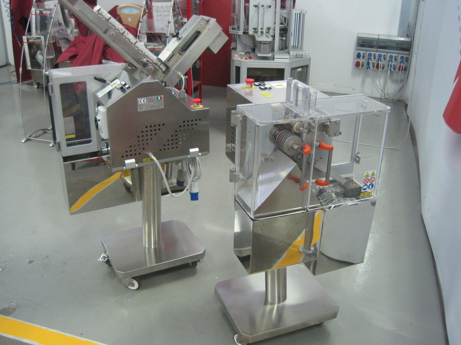 Semi-automatic deblistering machine - Simpaty - F 140 - O.M.A.R. S.r.l ...