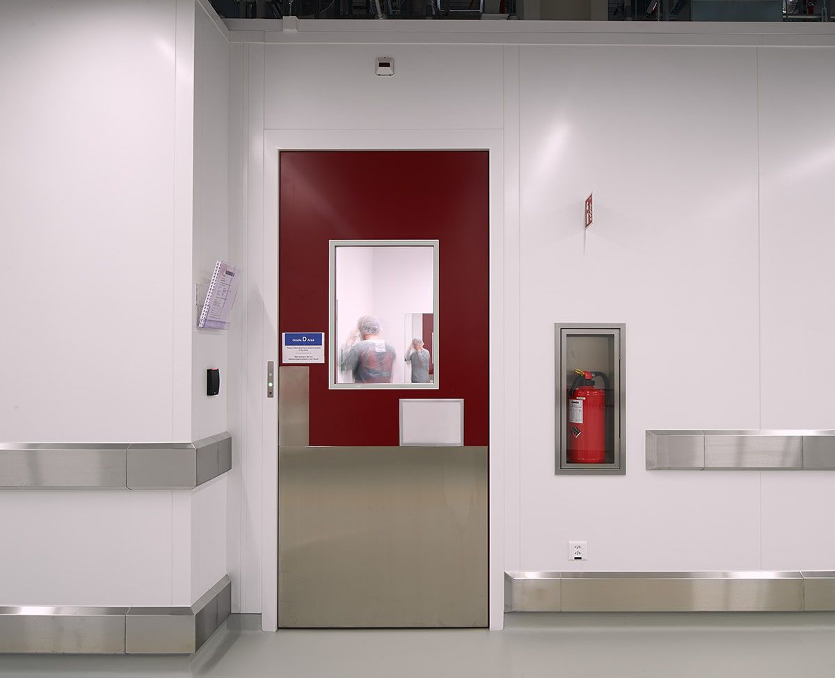 Insulation door - Clestra - for clean rooms / swing