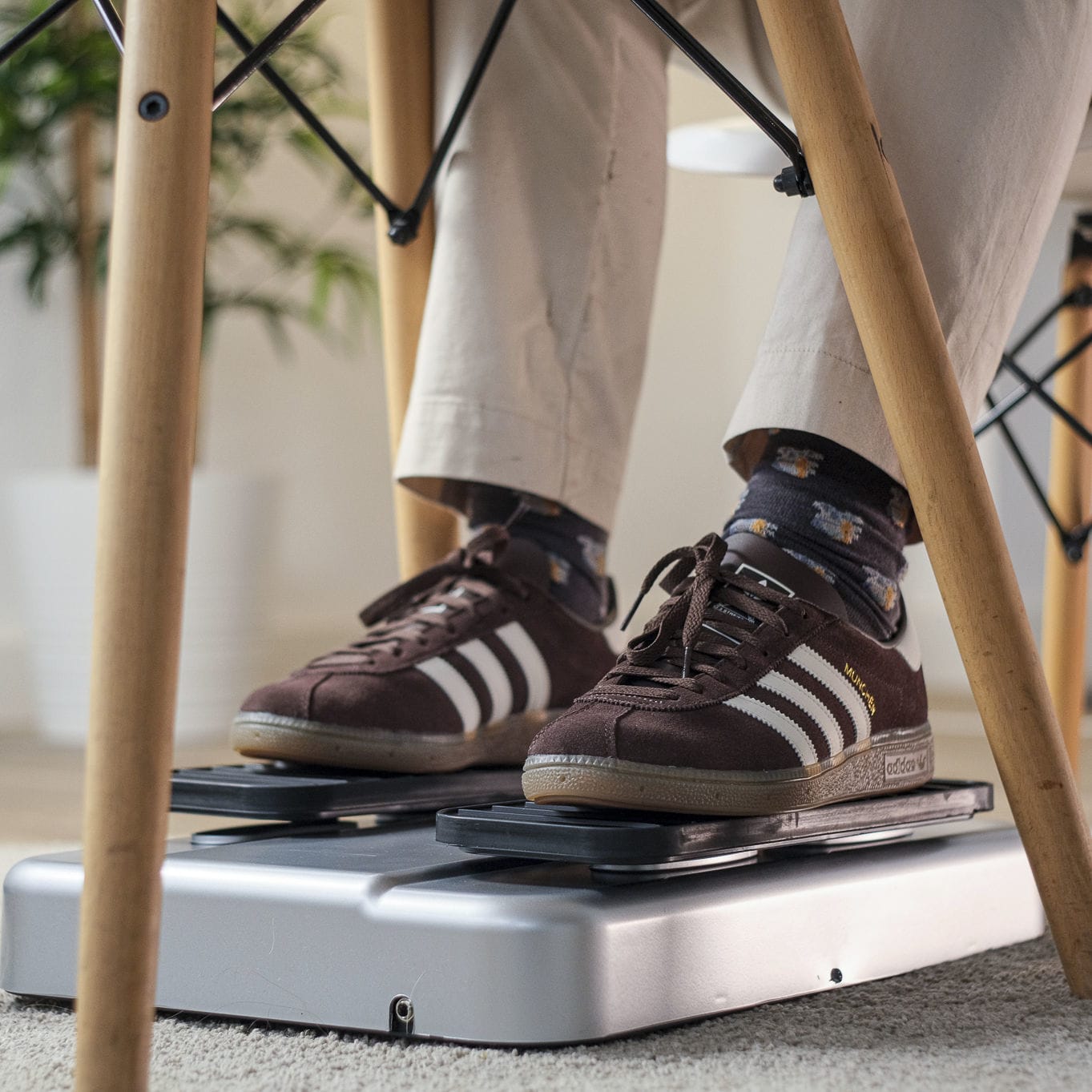 Knee continuous passive motion device - Happylegs Silver Plus Luxury ...