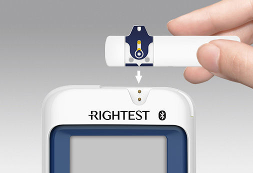 Blood glucose monitor with lancing device / autocoding - GM280 Series ...