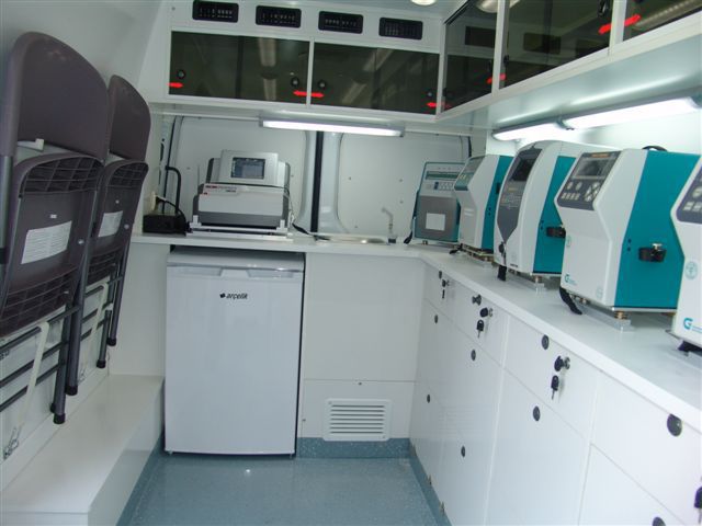 Laboratory mobile health vehicle - AmbMED09 - AmbulanceMed - trailer / bus