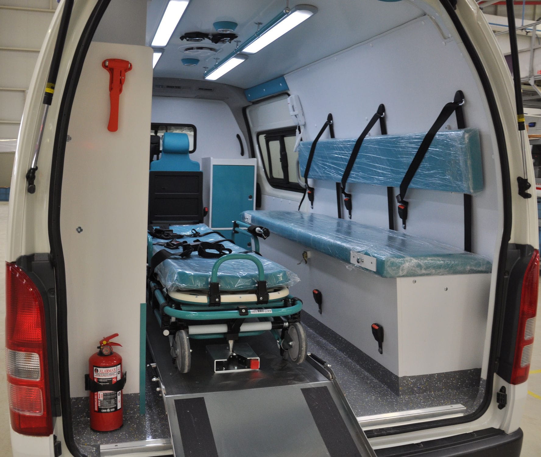 Van ambulance / type C / type B - Toyota Amb11 - AmbulanceMed