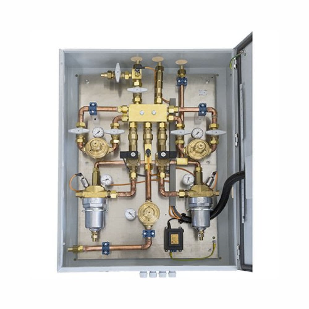 Medical gas supply unit with oxygen cylinder - PM0138F - GLOOR MEDICAL ...