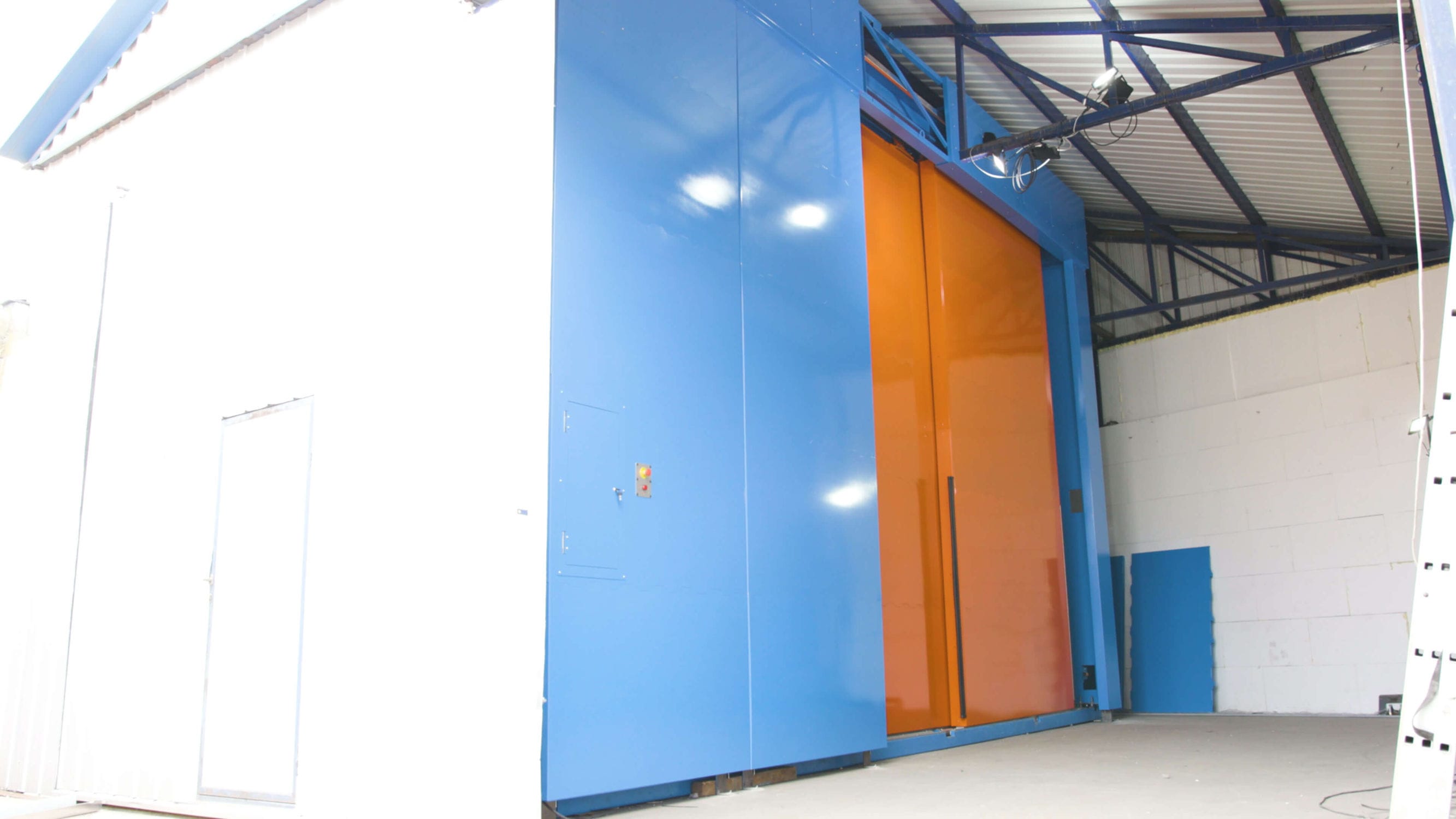Radiation protection door - X-RAY DOORS - shielded / hospital / for ...