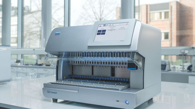 Clinical diagnostic nucleic acid extractor - EZ2 Connect - QIAGEN