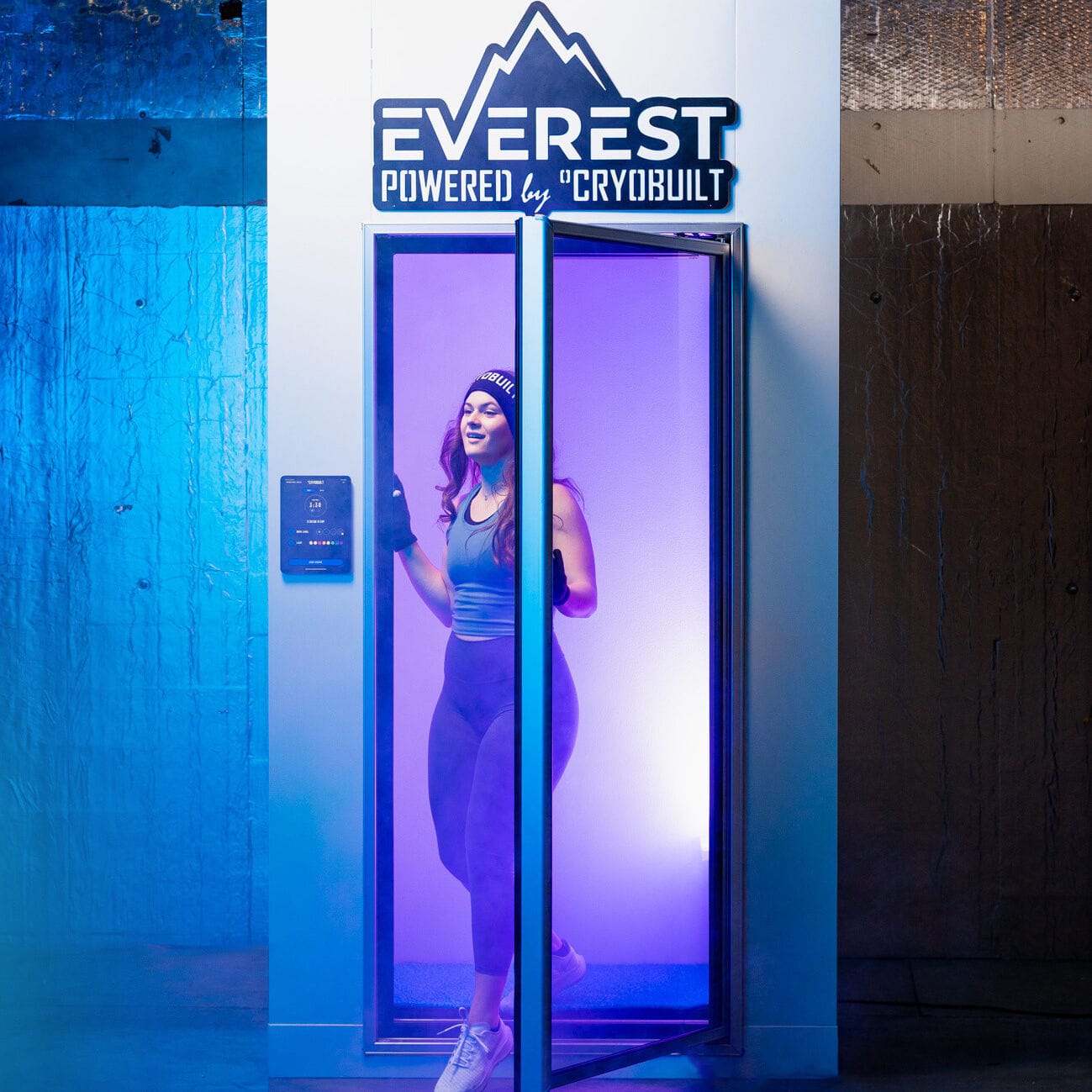 Cryotherapy cabin - EVEREST PEAK - CryoBuilt