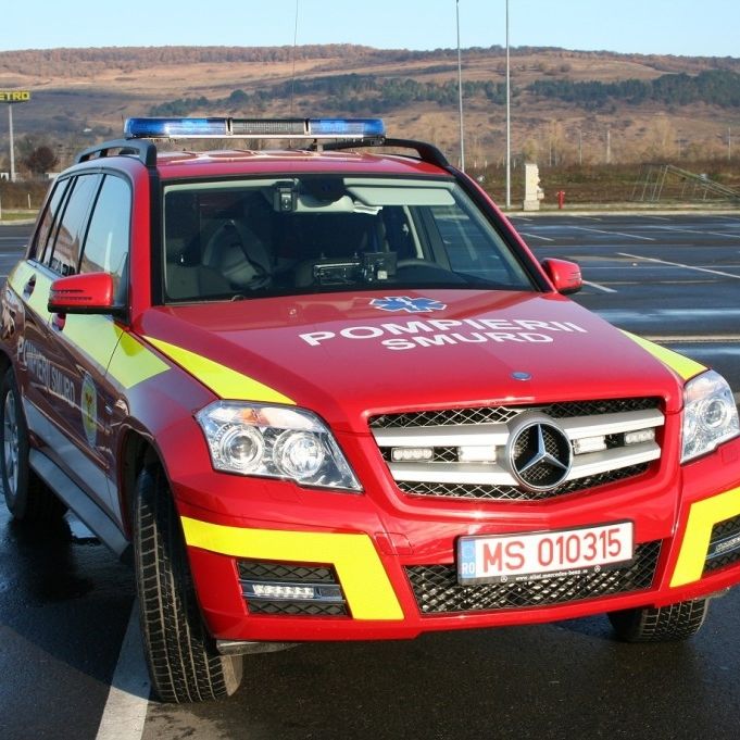 Intensive care ambulance - Mercedes GLK - DELTAMED SRL