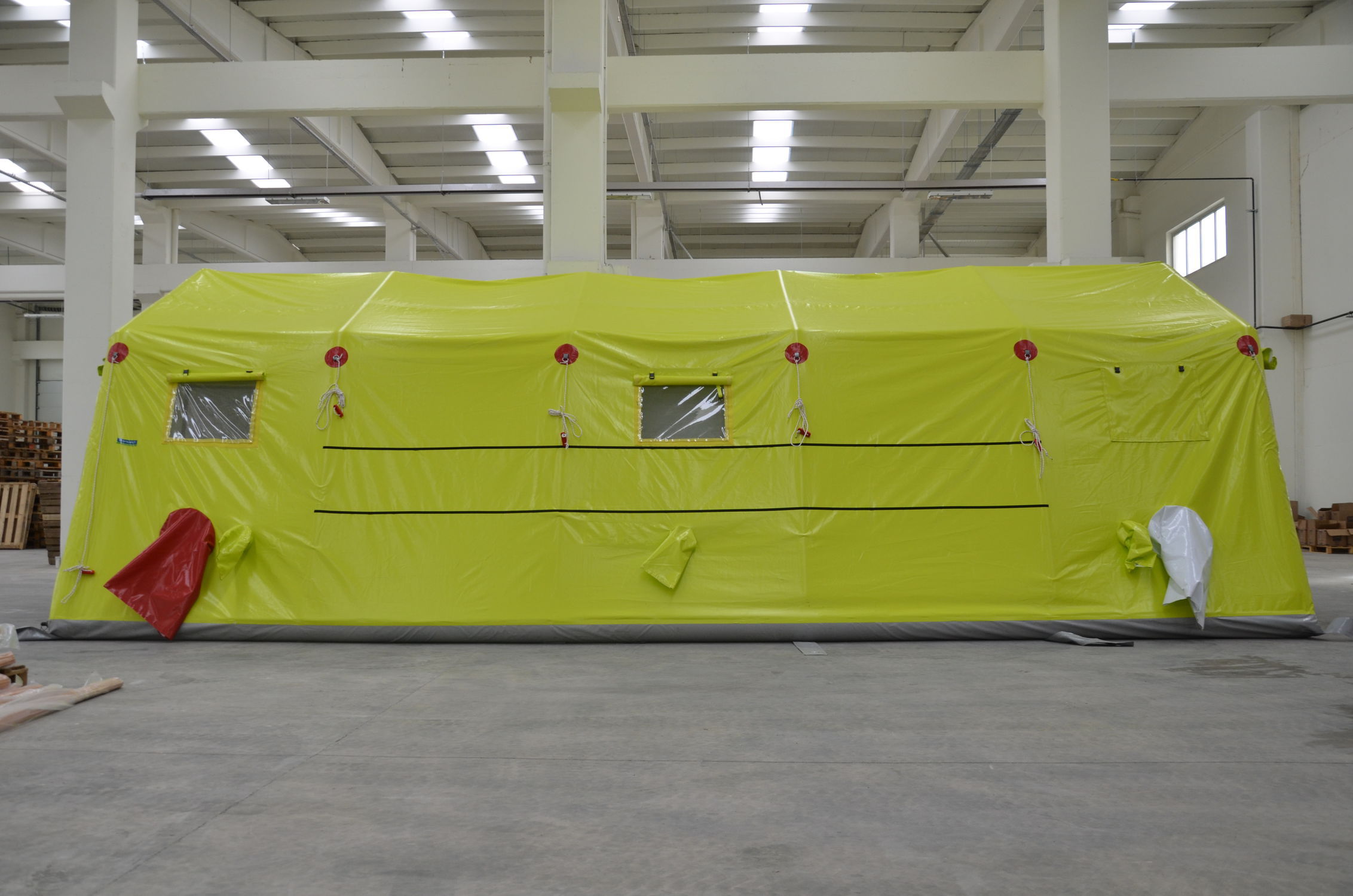 Mobile decontamination station - DC-9080 - U-PROJECT - rinsing