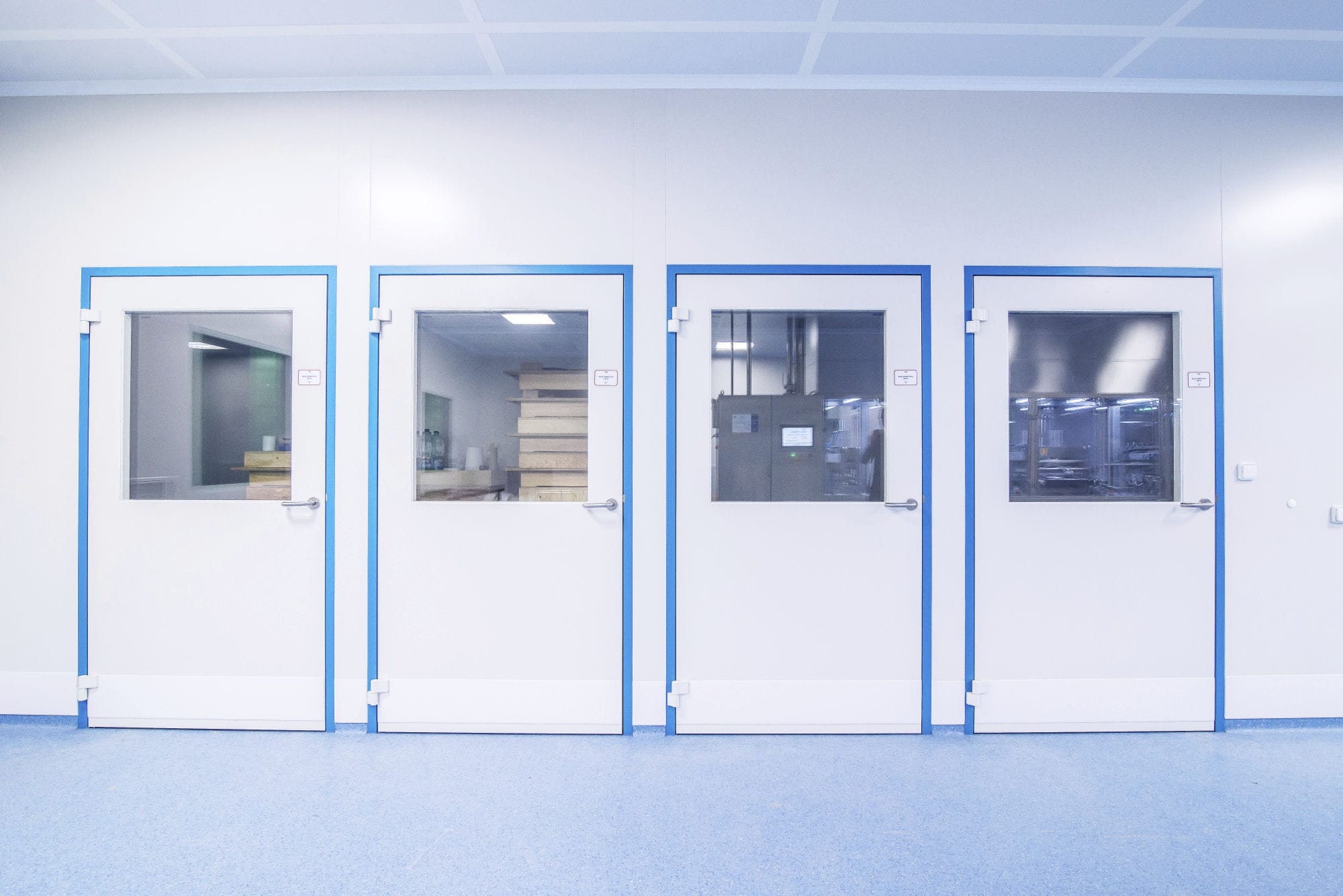 Swing door - 104.04 - FORCLEAN - operating room / glass / double