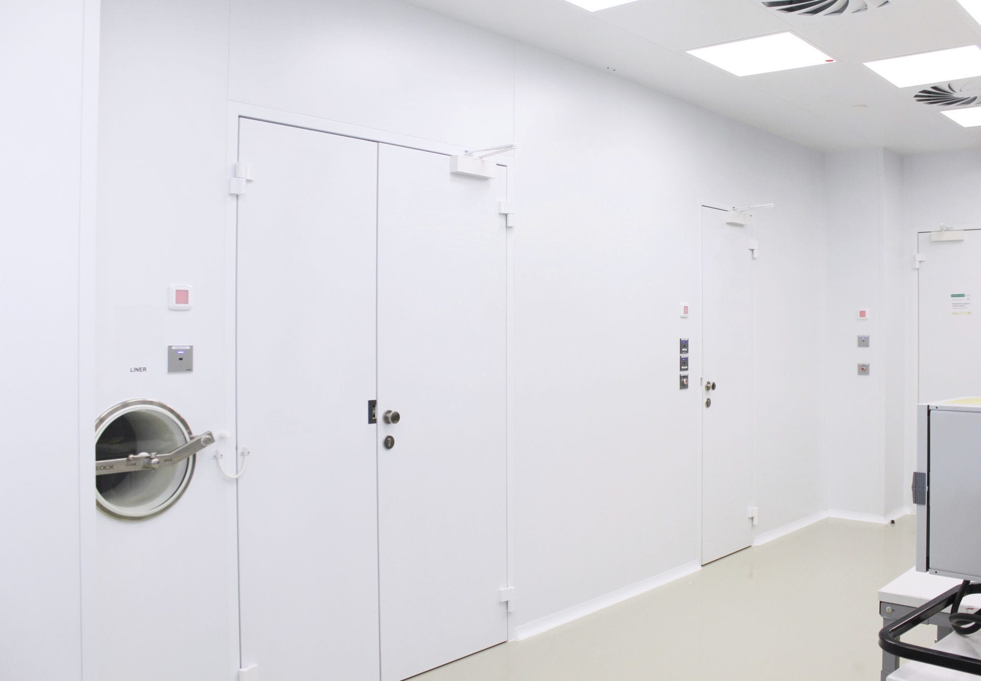 Operating room door - 104.06 - FORCLEAN - swing / stainless steel