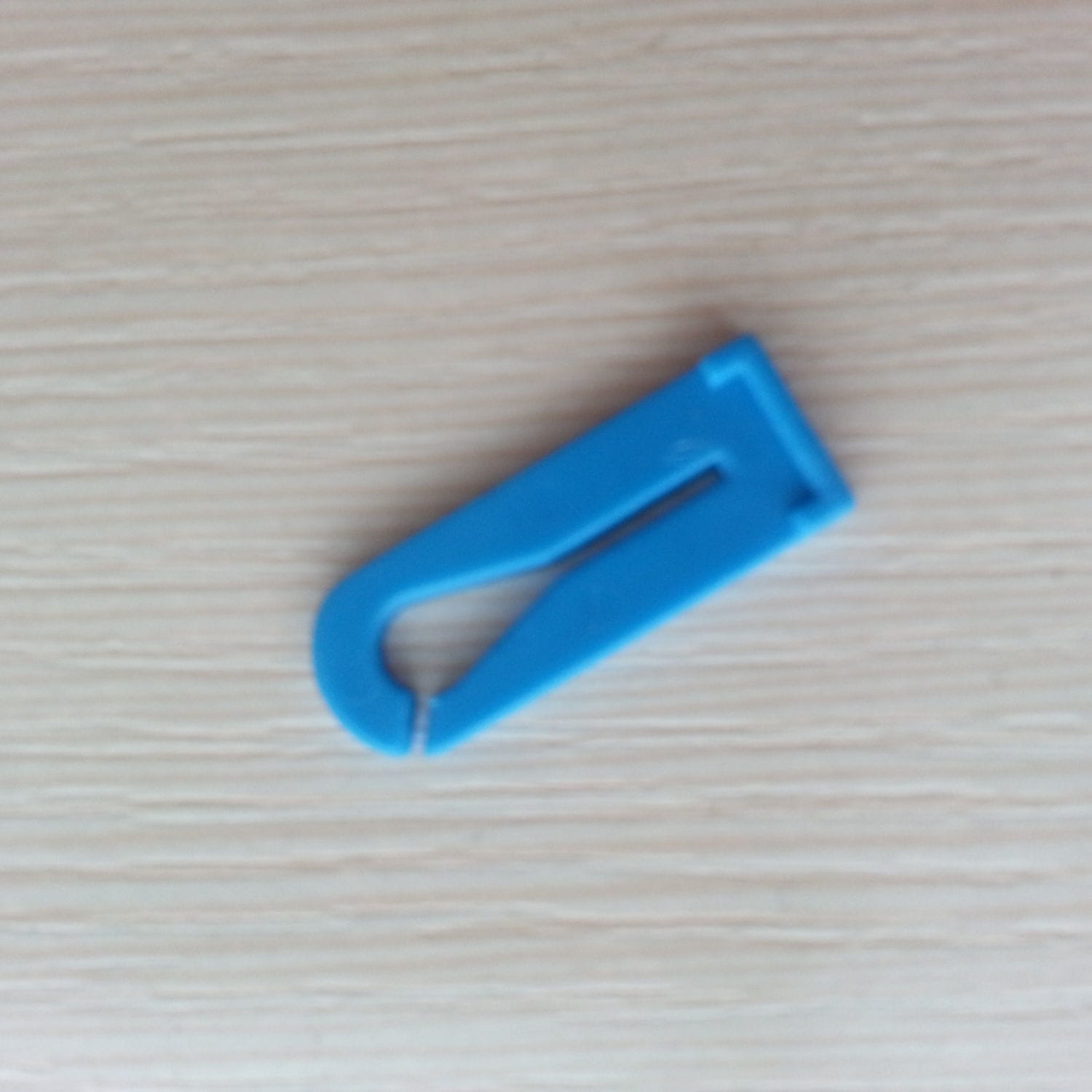 Hemodialysis tubing clamp - Sunrise-88015 - Sunrise Medical Technology