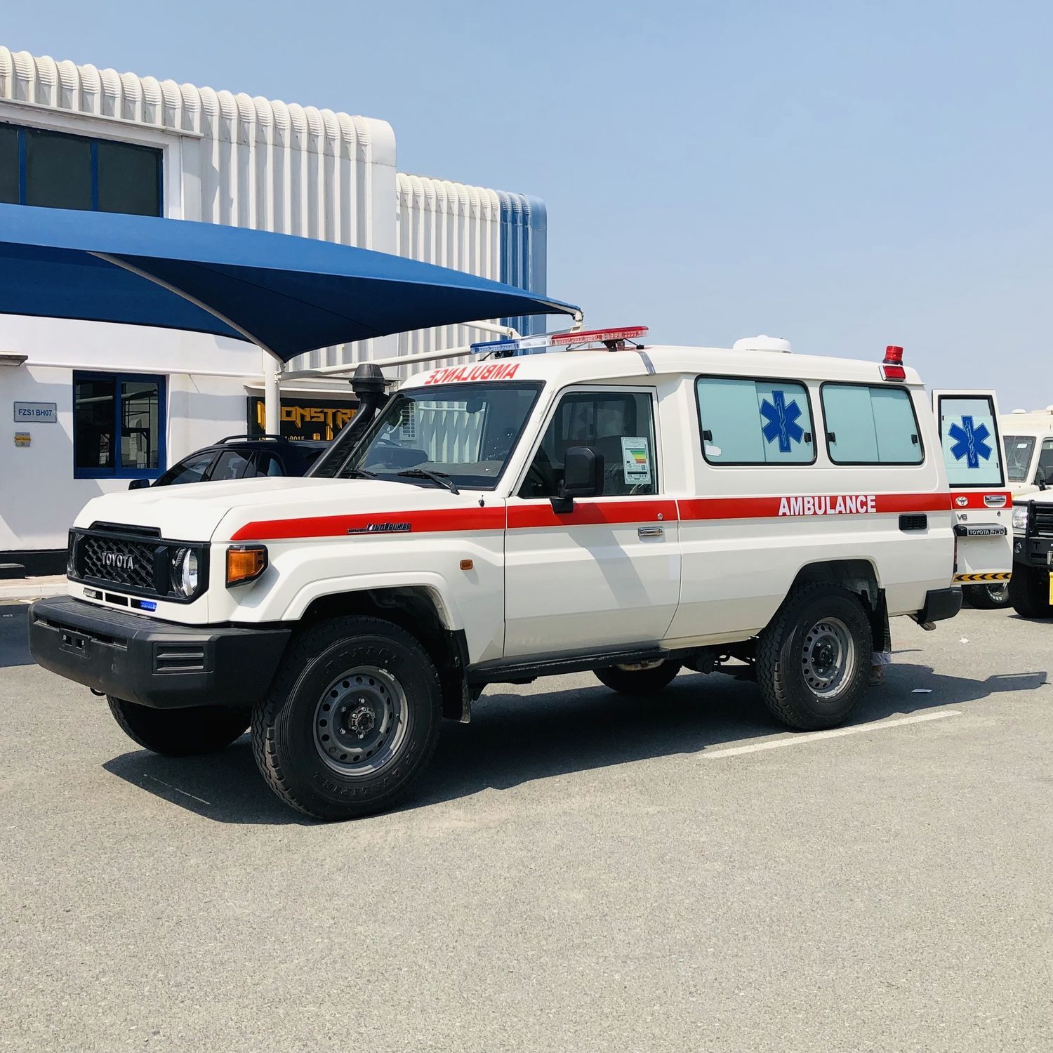 Paramedic ambulance - LAND CRUISER 78 2024YM - Monstro Hard FZCO ...