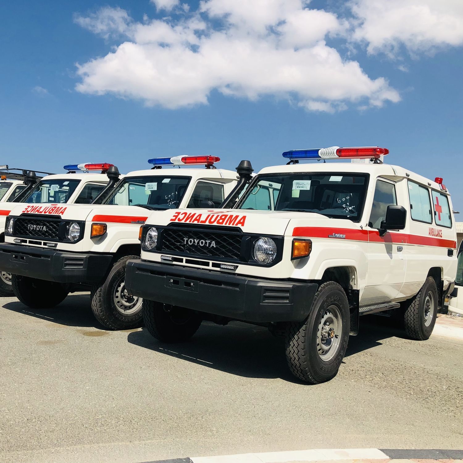 Paramedic ambulance - LAND CRUISER 78 2024YM - Monstro Hard FZCO ...