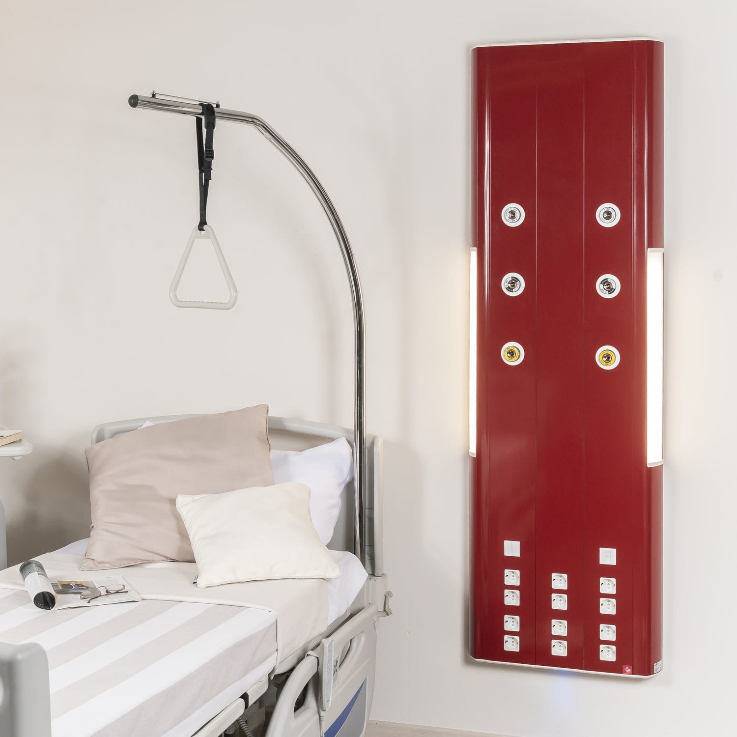 Vertical bed head unit - Oki Vertical HTM - LM MEDICAL DIVISION - wall ...