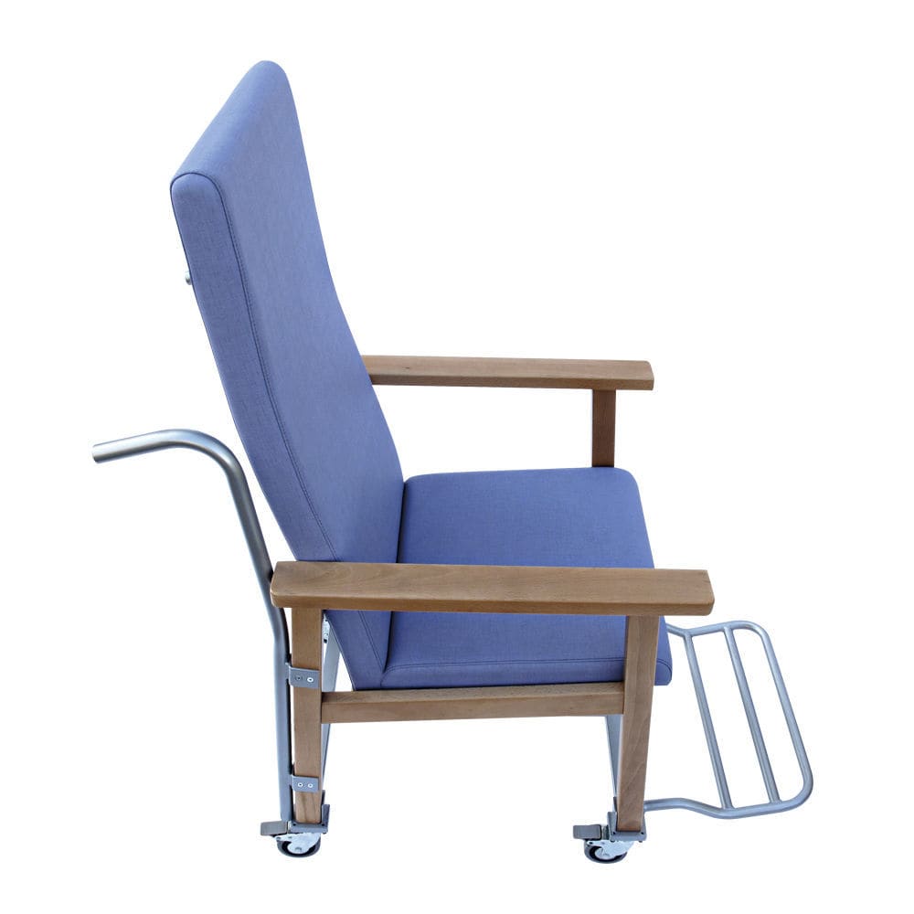 Indoor patient transfer chair - TRA0007MB - SENIORCARE - reclining ...
