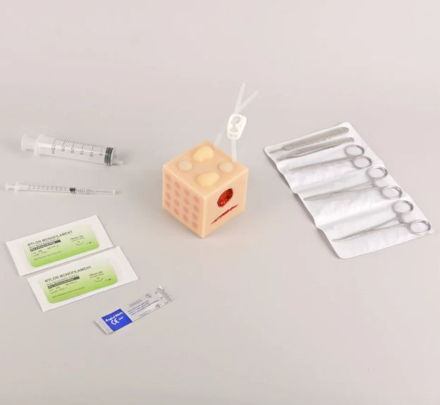 Training simulator - MultiSkills MedCube - MedEduQuest. - injection ...