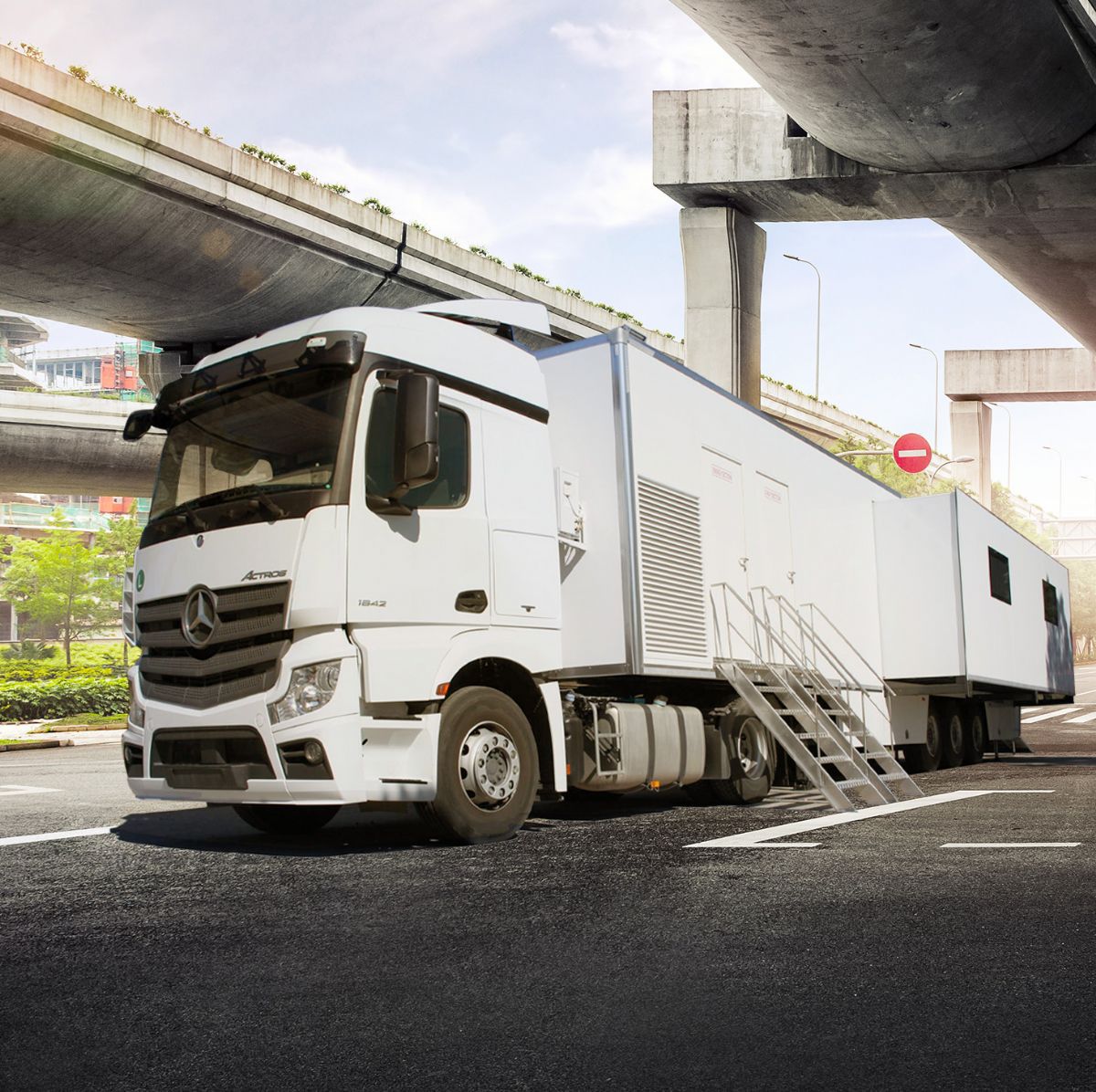 Mobile operating room - RN INDUSTRY