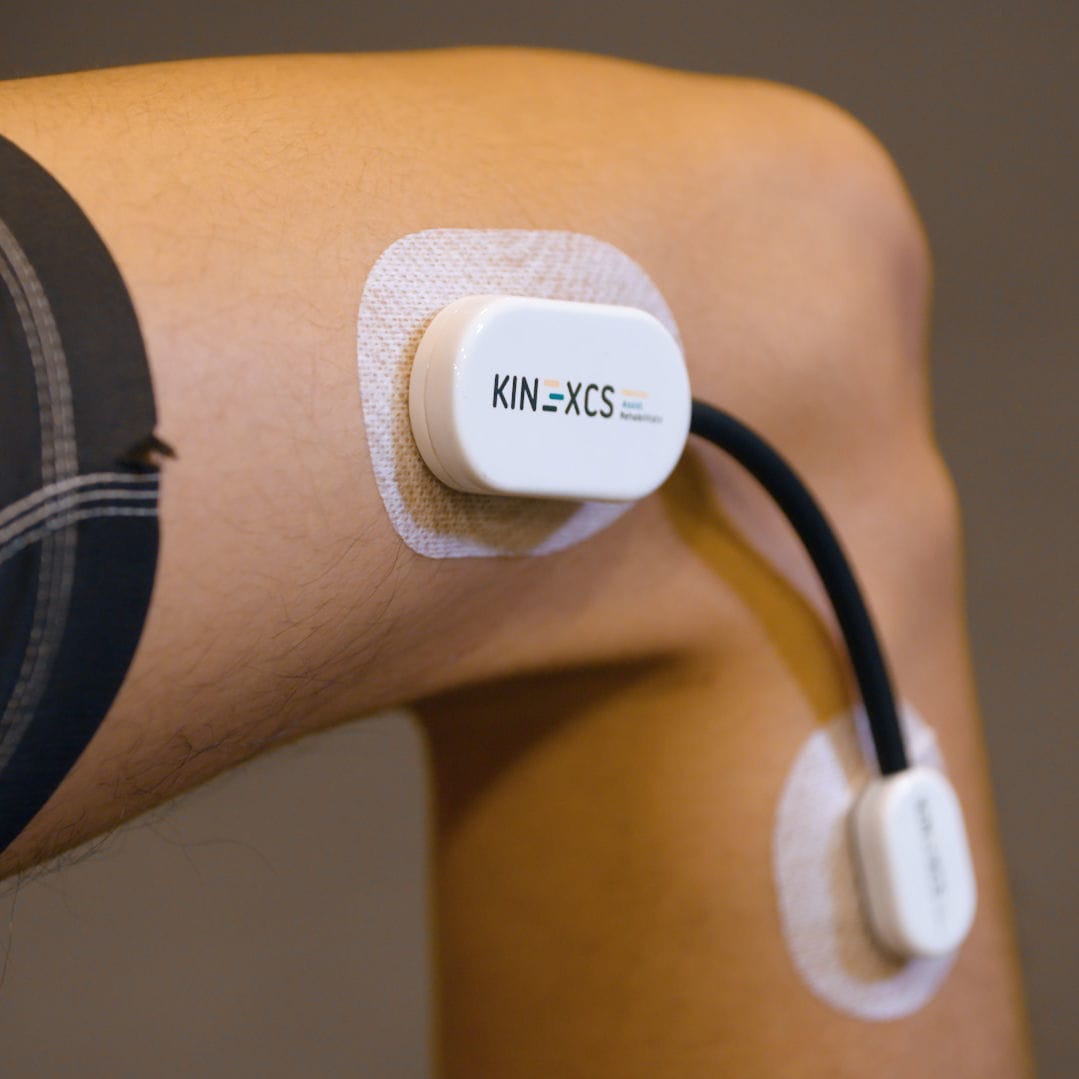 Knee mobility sensor - Kimia Recover - Kinexcs - for rehabilitation ...