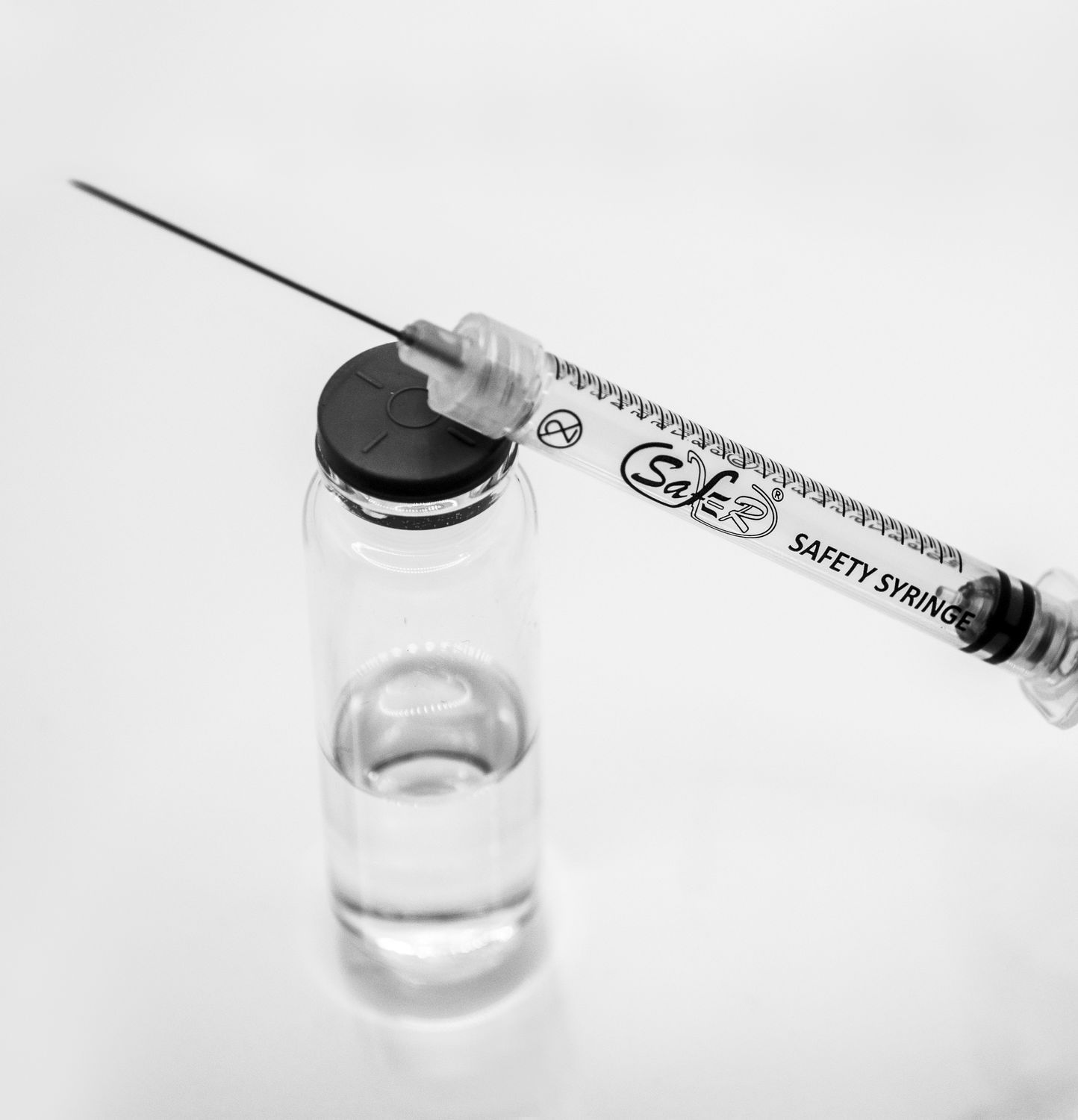 Safety syringe - Safer - Roncadelle Operations s.r.l. - 1 ml ...