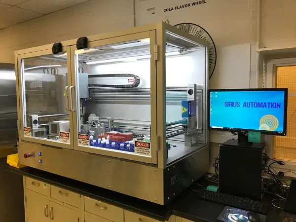 Liquid handling laboratory automation platform - OMNITASKER - medlabdia ...