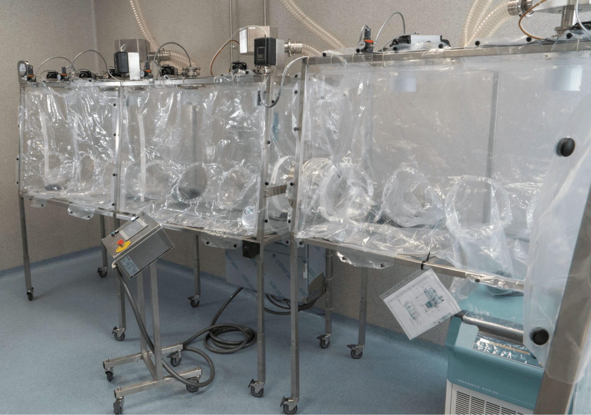 Flexible isolator - HPAPI - CSV Containment - for the pharmaceutical ...