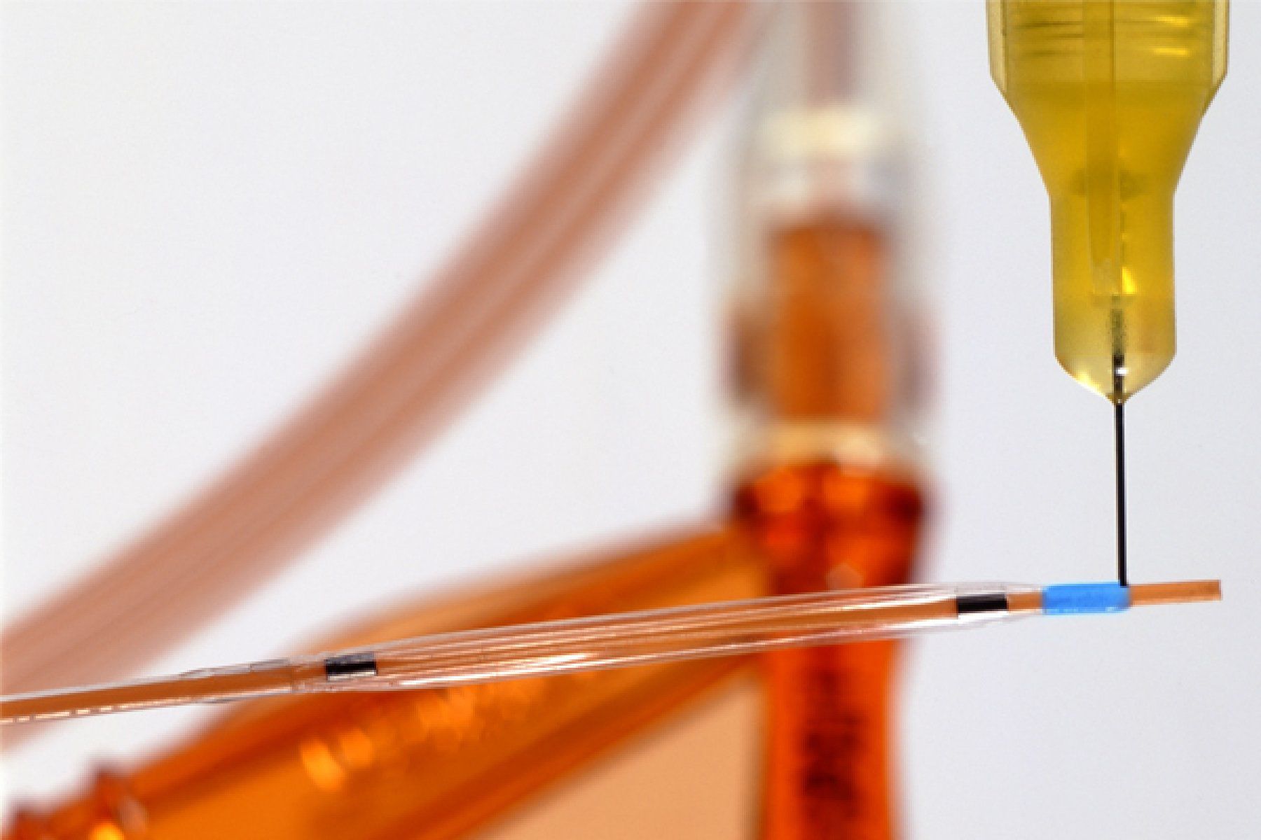 Catether medical assembly adhesive - MD® 209-CTH - DYMAX Europe GmbH ...