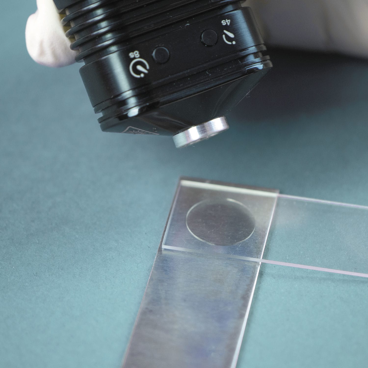 Metal medical assembly adhesive - UV17Med - Master Bond - glass / for ...