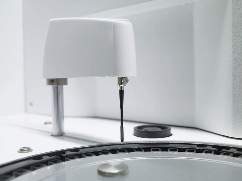 Automated biochemistry analyzer / for clinical diagnostic / benchtop ...