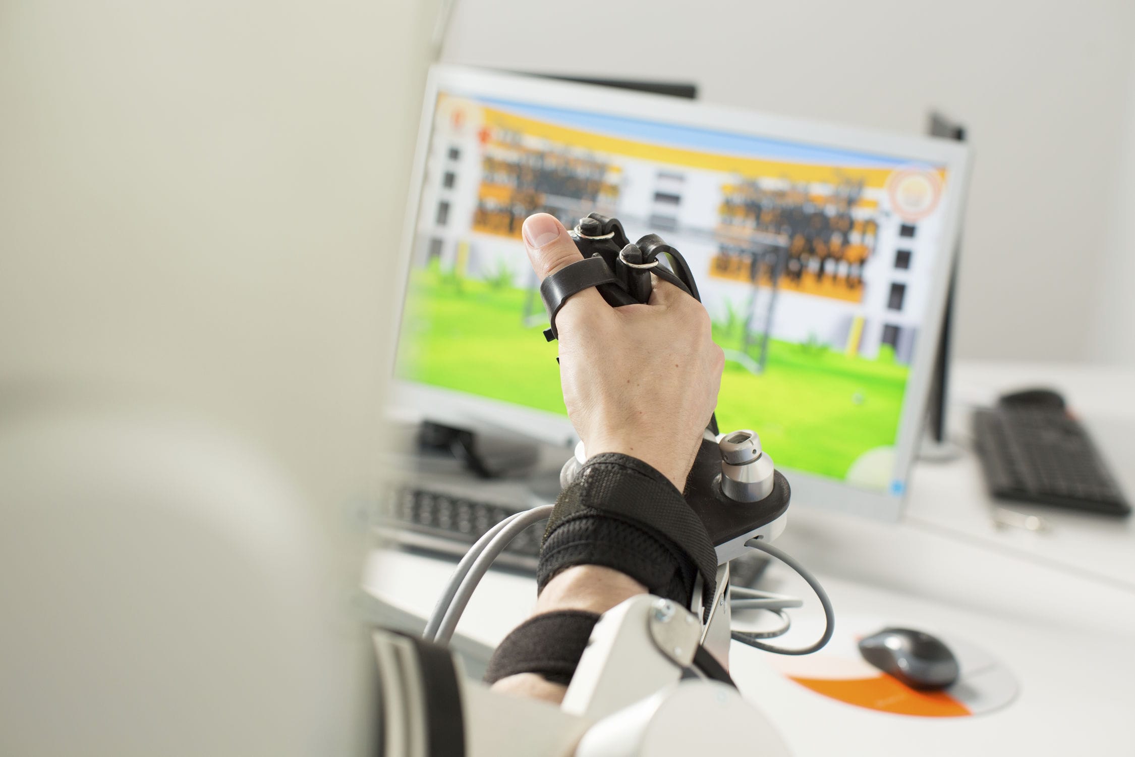 Hand rehabilitation system - Manovo®Power - Hocoma - robotic