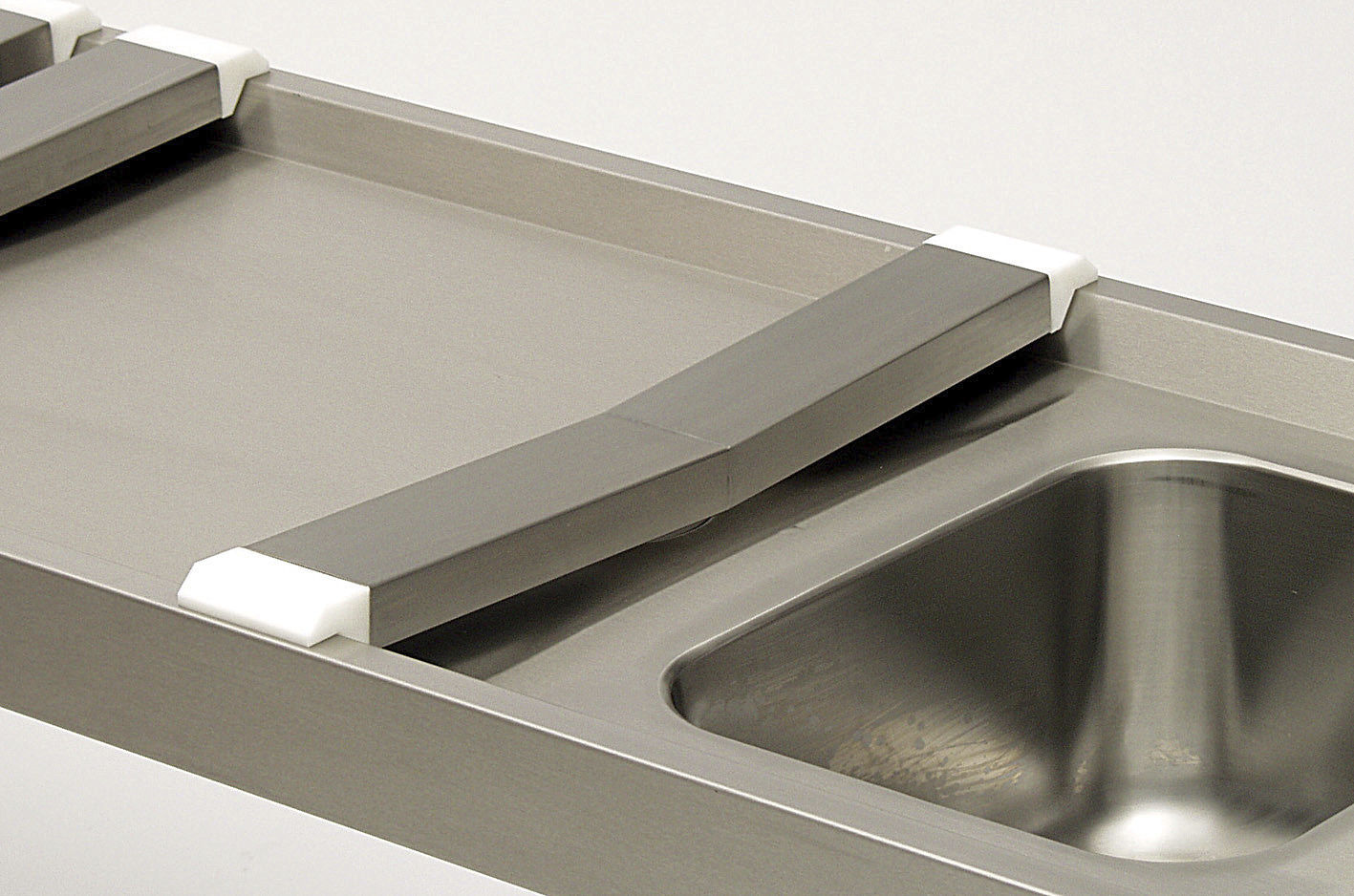 Autopsy table backrest - KS 10/1030 - KUGEL medical GmbH & Co. KG ...