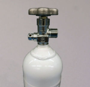 Oxygen medical gas cylinder - 536052-101 - MGC Diagnostics