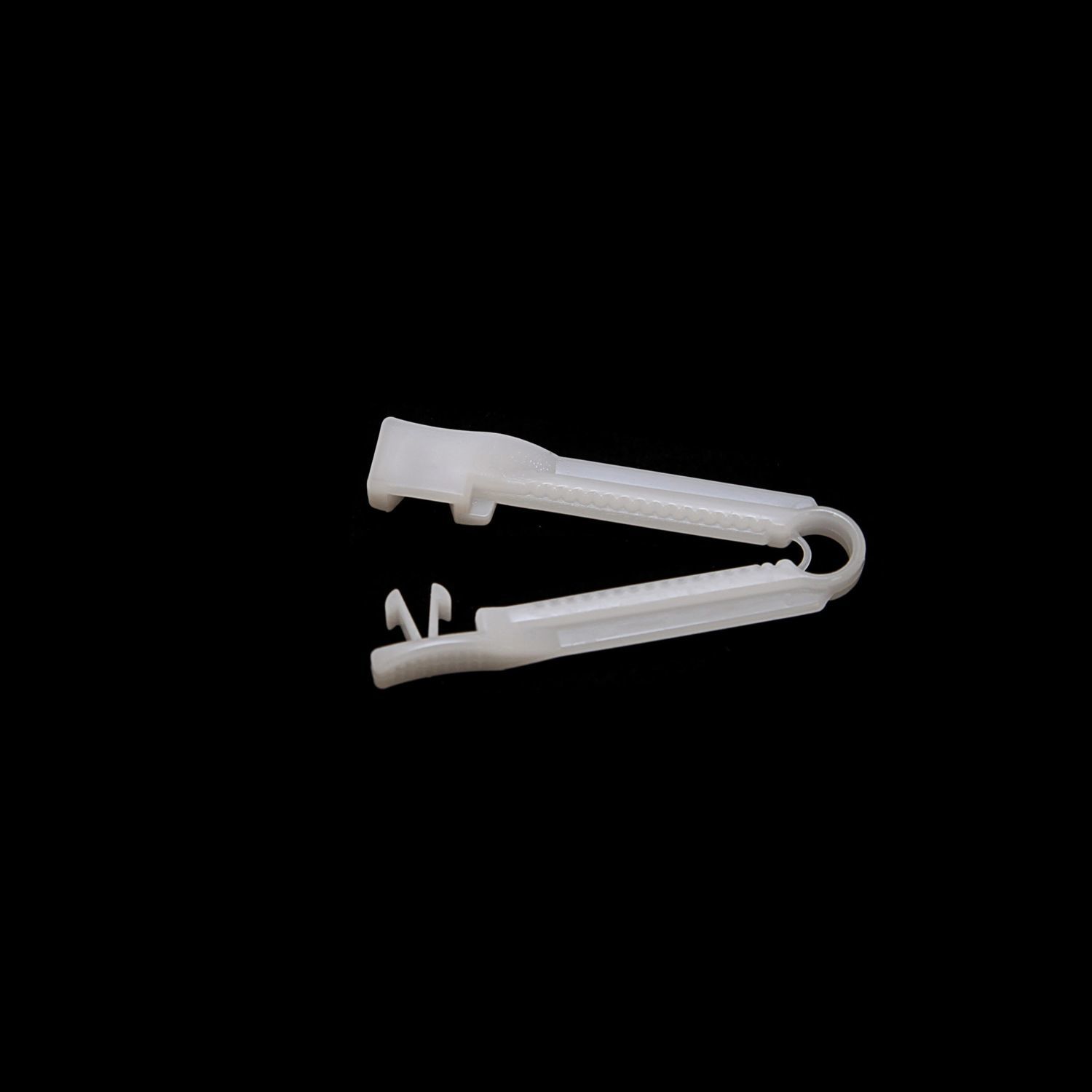 Umbilical clamp - 150 101 - Plasti-med