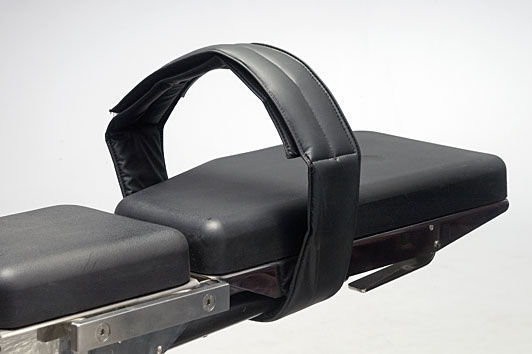 Operating table fixation strap - 10-467 - Reison Medical - leg / padded