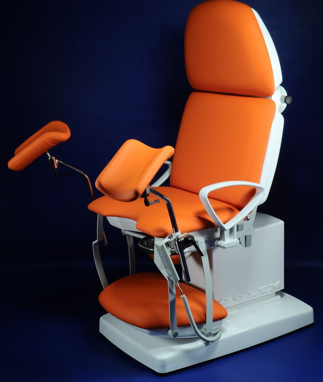 Urological examination table - GOLEM 6ET ESP - RQL - GOLEM tables ...