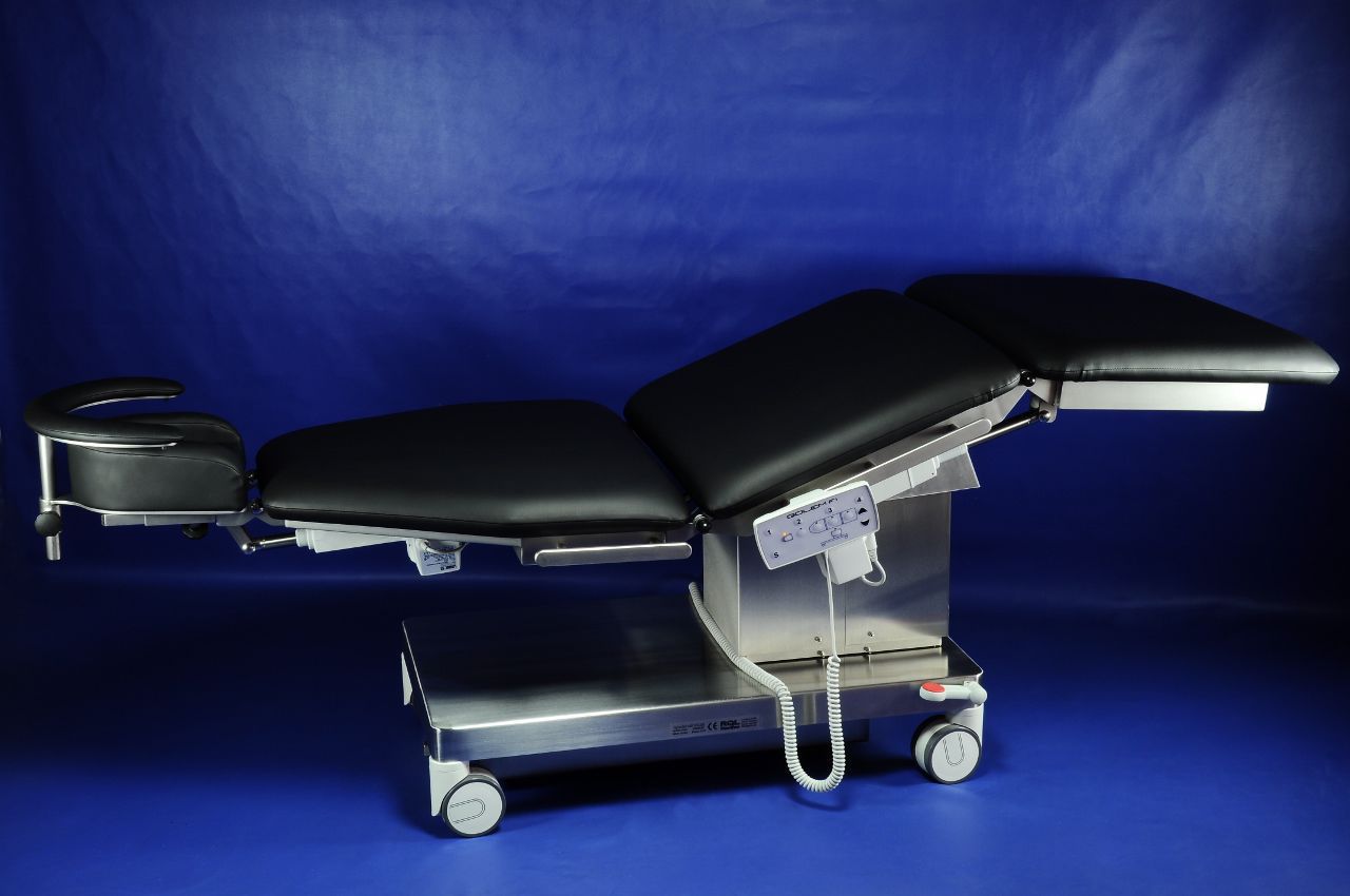 ENT operating table - GOLEM ENT - RQL - GOLEM tables - dermatology ...
