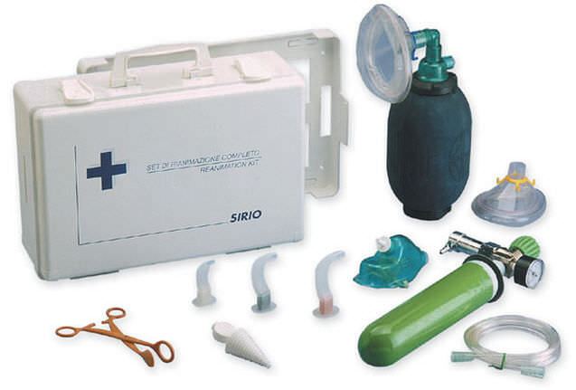 Manual resuscitation medical kit - 744/00 - CARLO DE GIORGI SRL