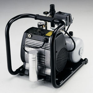 Dental compressor - OF301-4B - JUN-AIR International A/S - piston / 1 ...