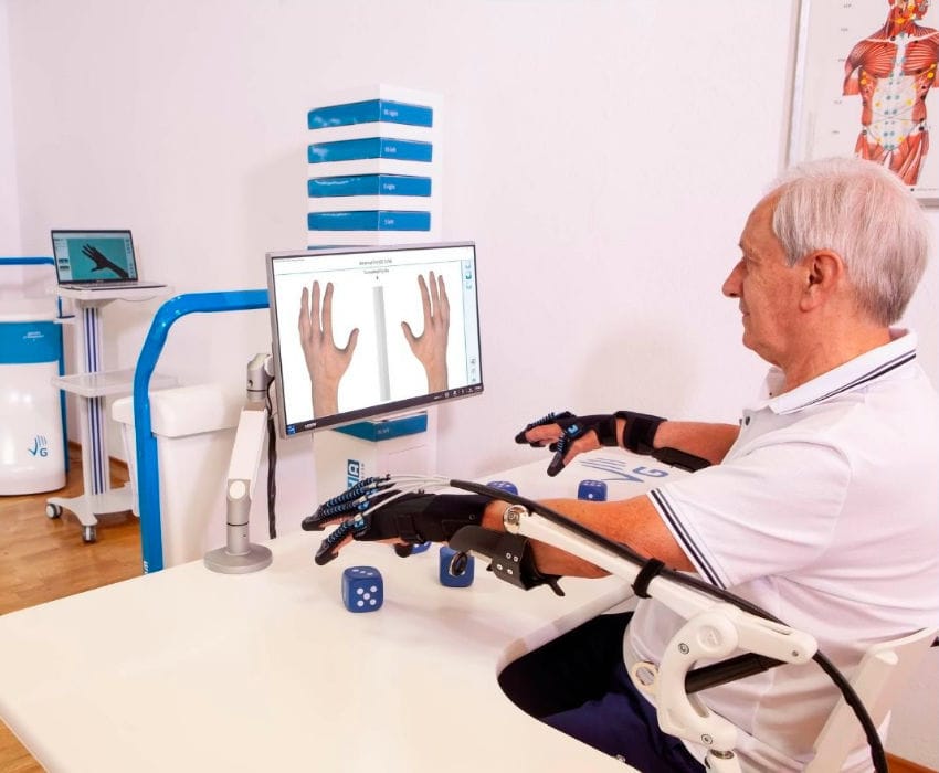 Hand mobility rehabilitation system - SINFONIA - Idrogenet - robotic