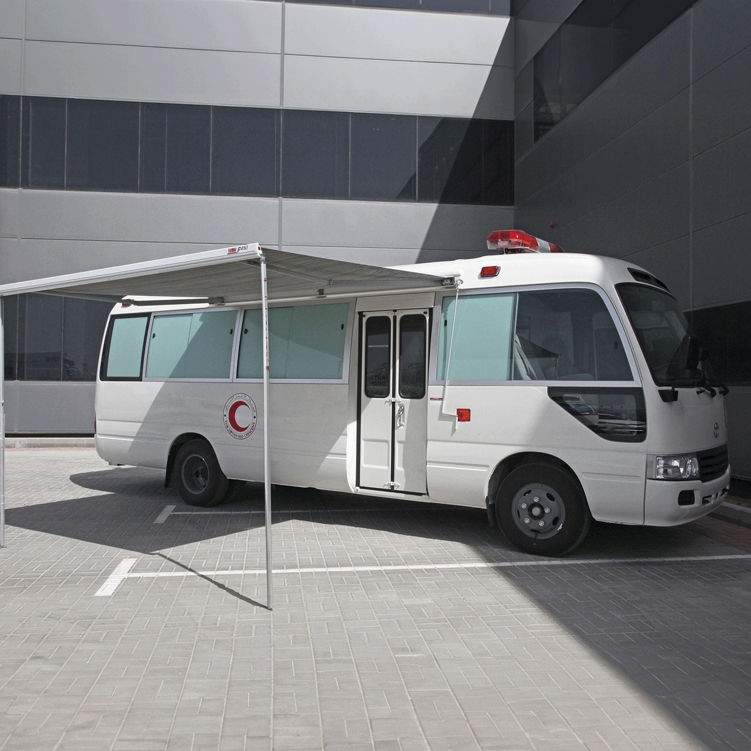 Laboratory mobile health vehicle - smuml - Paramed International ...