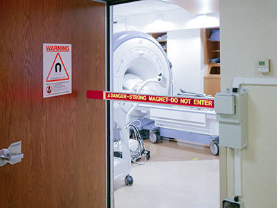 Wall-mounted MRI metal detector - TechGate - ETS Lindgren
